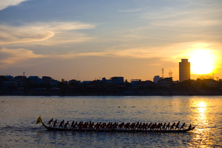 Bon Om Tuk, Cambodia's water festival 2025 | Cambodia Images